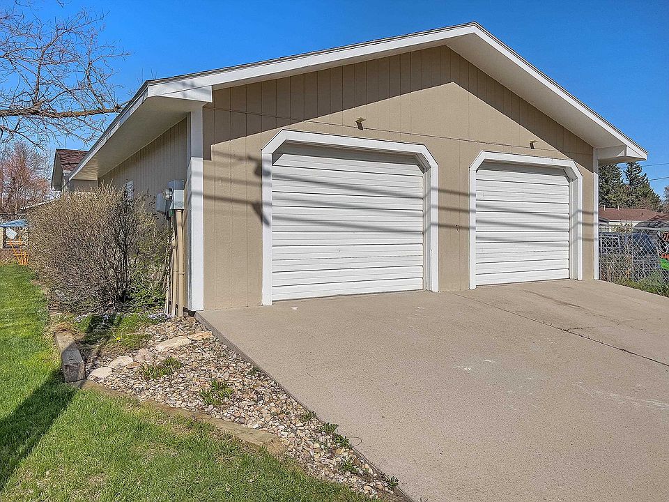 2326 S Fulton St, Sturgis, SD 57785 | MLS #75975 | Zillow