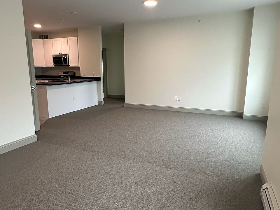 2715 Shelburne Road - 1 - 2715 Shelburne Rd Shelburne VT | Zillow