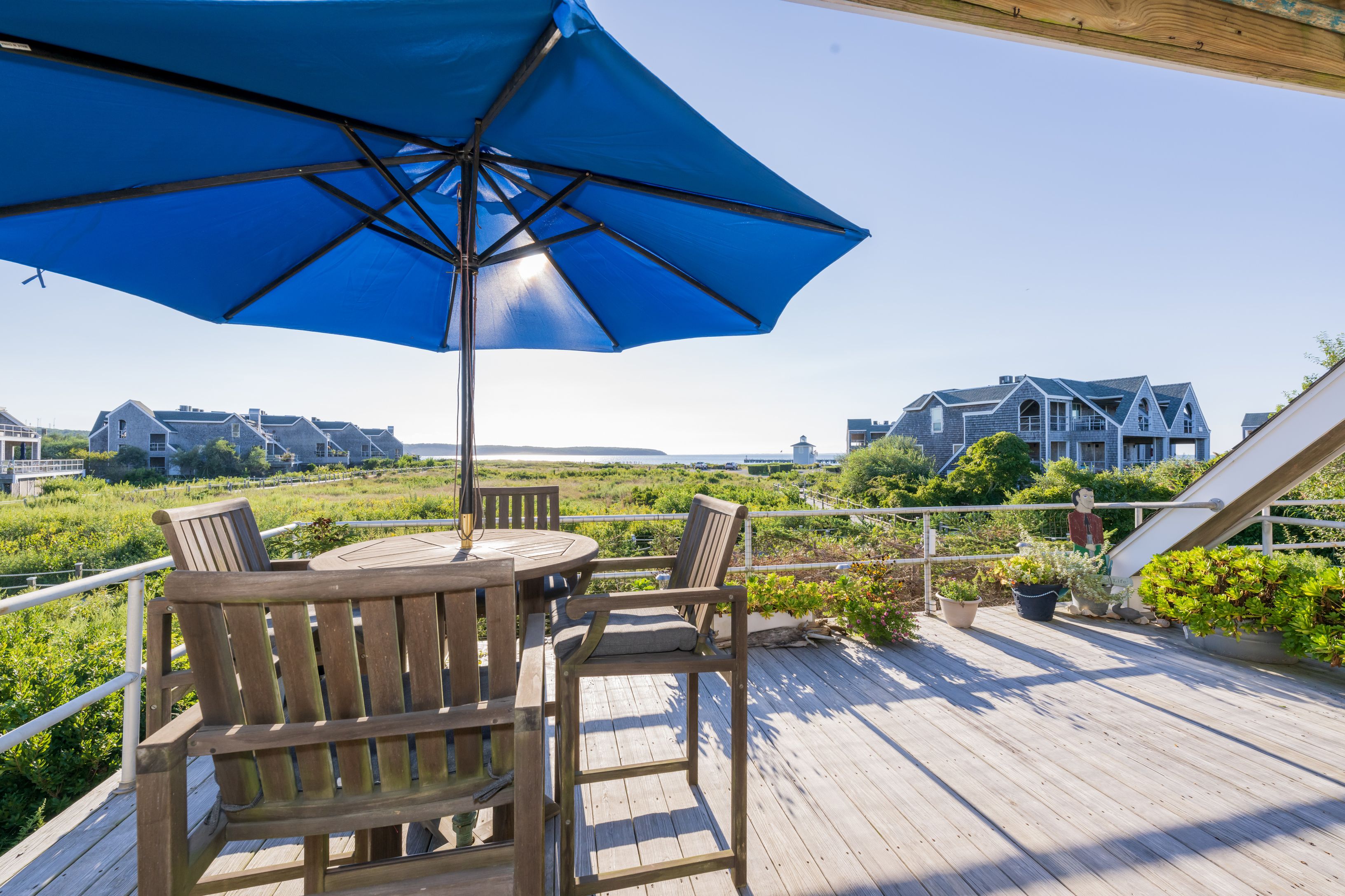 23 Fort Pond Rd #101, Montauk, NY 11954 | Out East