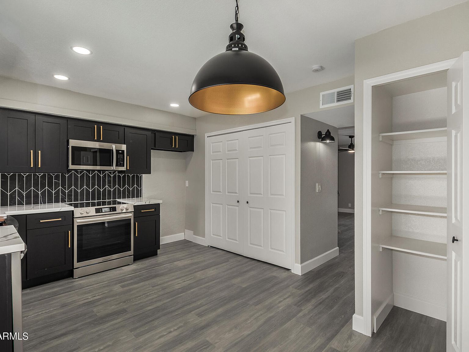 6348 N 7th Ave UNIT 13, Phoenix, AZ 85013 | Zillow