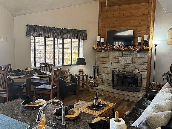 1251 Kepple Ln, Hidden Valley, PA 15502 | Zillow