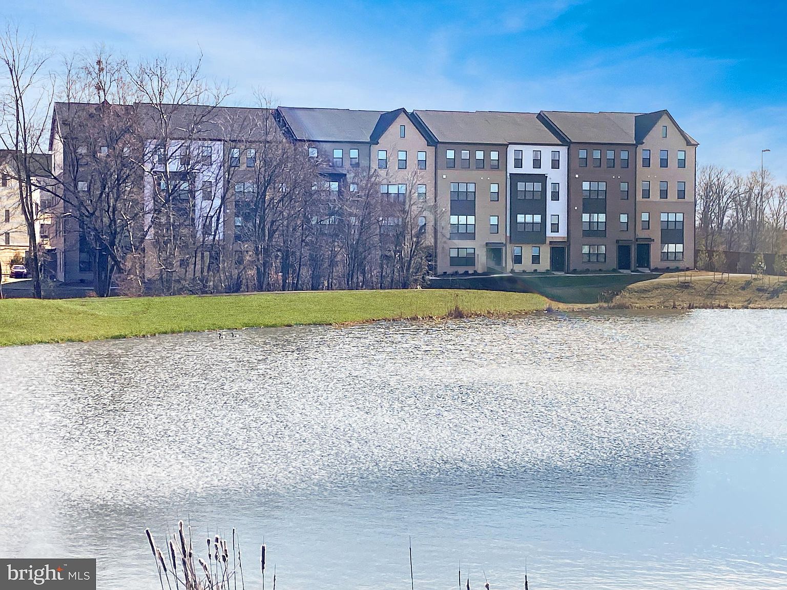14344 Yesler Ave UNIT 5, Chantilly, VA 20151 | MLS #VAFX2228982 | Zillow