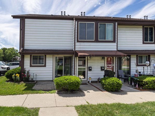 Milwaukee WI Condos & Apartments For Sale - 83 Listings | Zillow