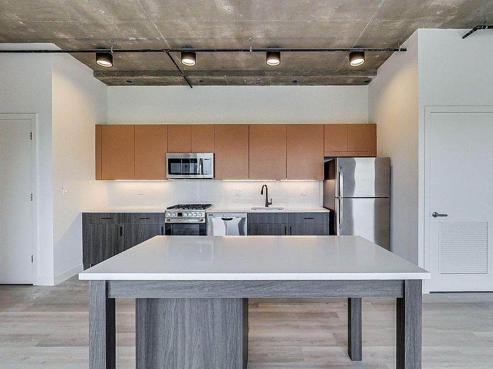 Anderson Point - 5700 N Ashland Ave Chicago IL | Zillow