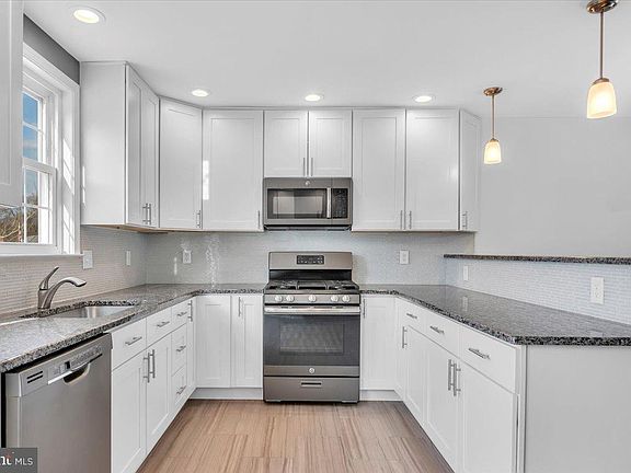 10910 Modena Pl, Philadelphia, PA 19154 | Zillow