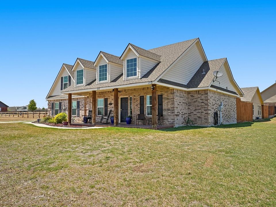 135 Highland Hills Blvd, Decatur, TX 76234 | Zillow