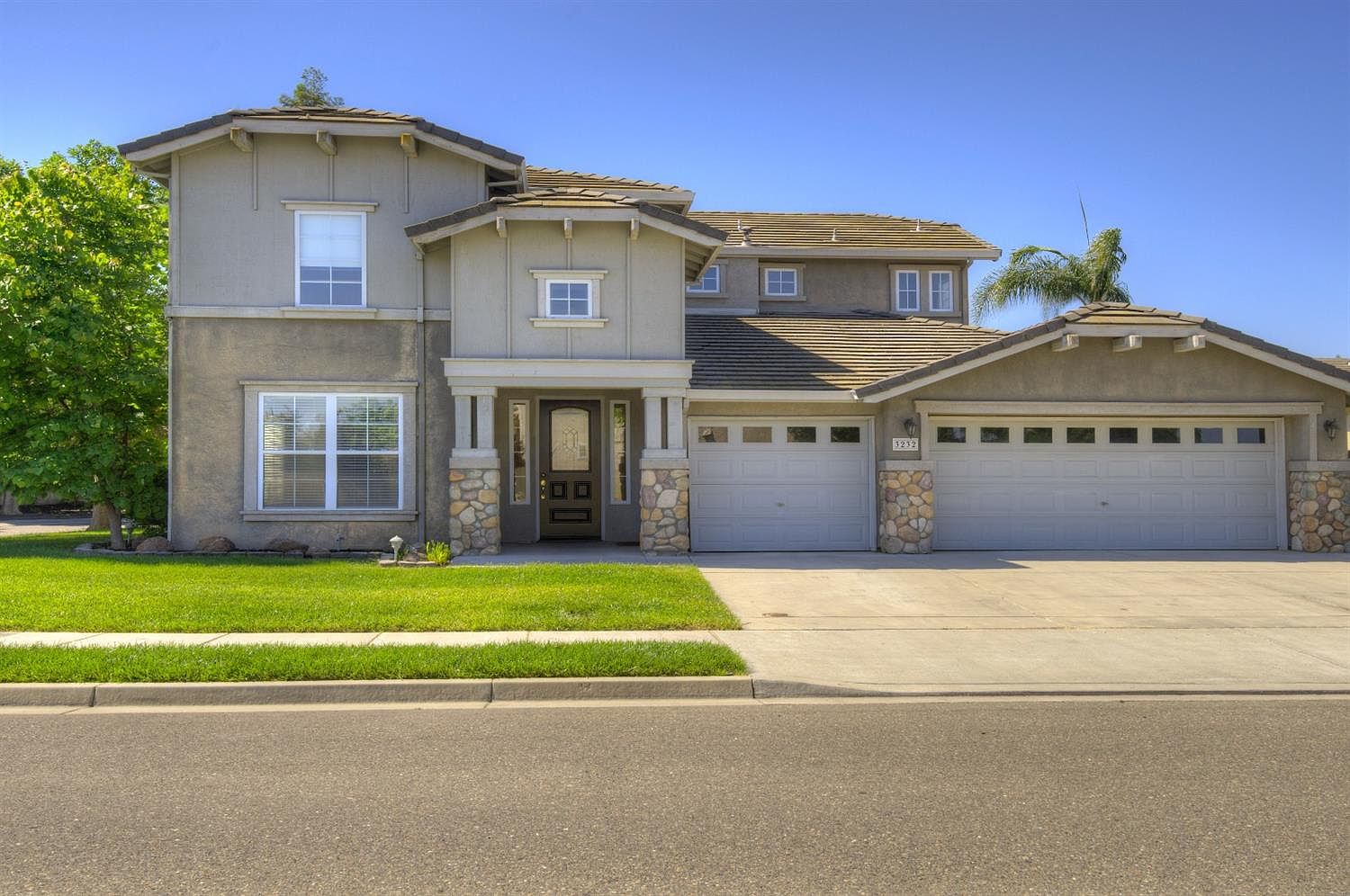 3232 Chandon Dr, Modesto, CA 95355 | Zillow