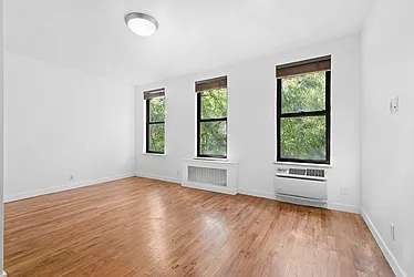 189 Spring Street #3 in Soho, Manhattan | StreetEasy