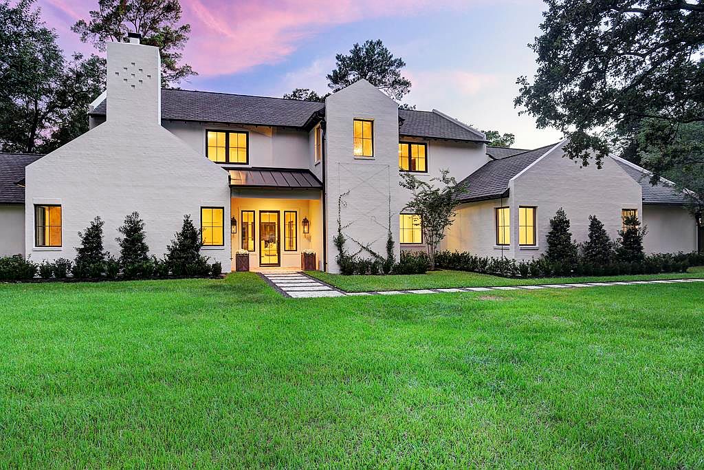 817 E Friar Tuck Ln, Houston, TX 77024 | Zillow