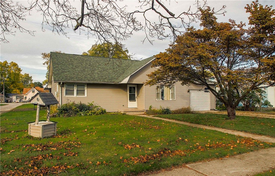 18 E Lane St, Henning, IL 61848 | Zillow