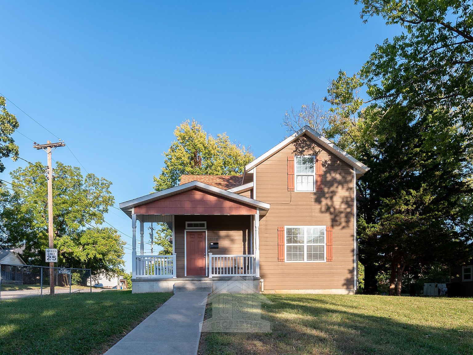 1138 N Sherman Pkwy, Springfield, MO 65802 | Zillow