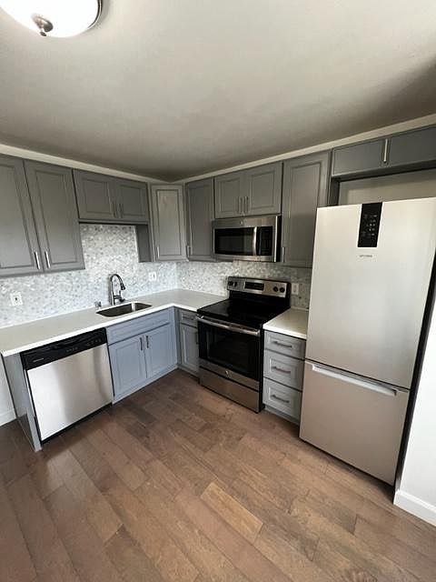 3344 Fillmore St #201, San Francisco, CA 94123 | Zillow