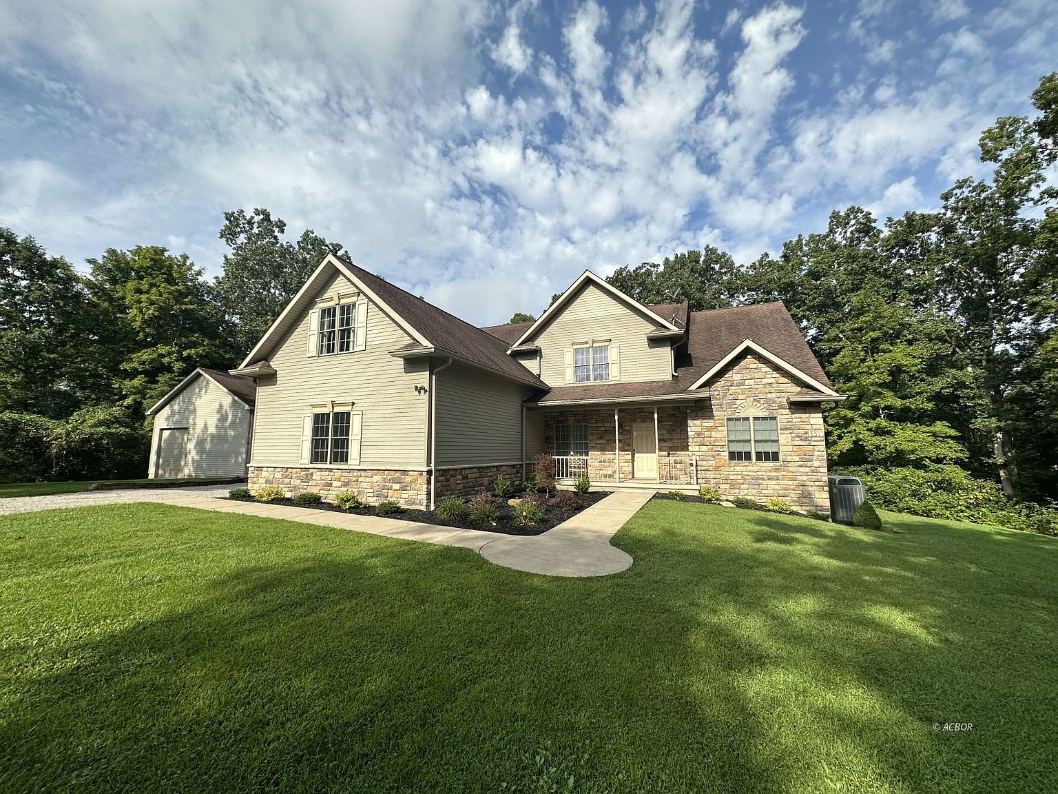 456 SW Oak Ridge Dr, Gallipolis, OH 45631 | Zillow