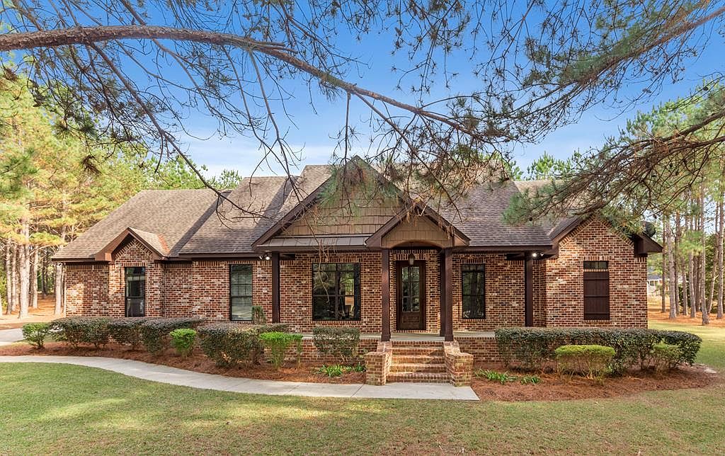 4221 Iris Rd, Dothan, AL 36301 | Zillow