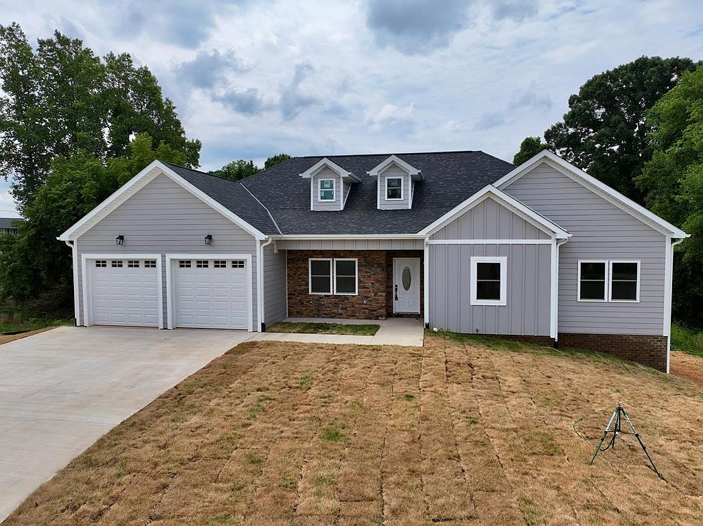 103 Birch Cir, Danville, VA 24540 | Zillow