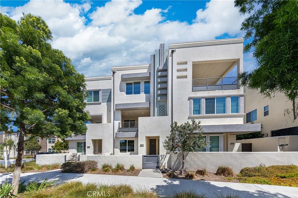 103 Episode, Irvine, CA 92618 | Zillow