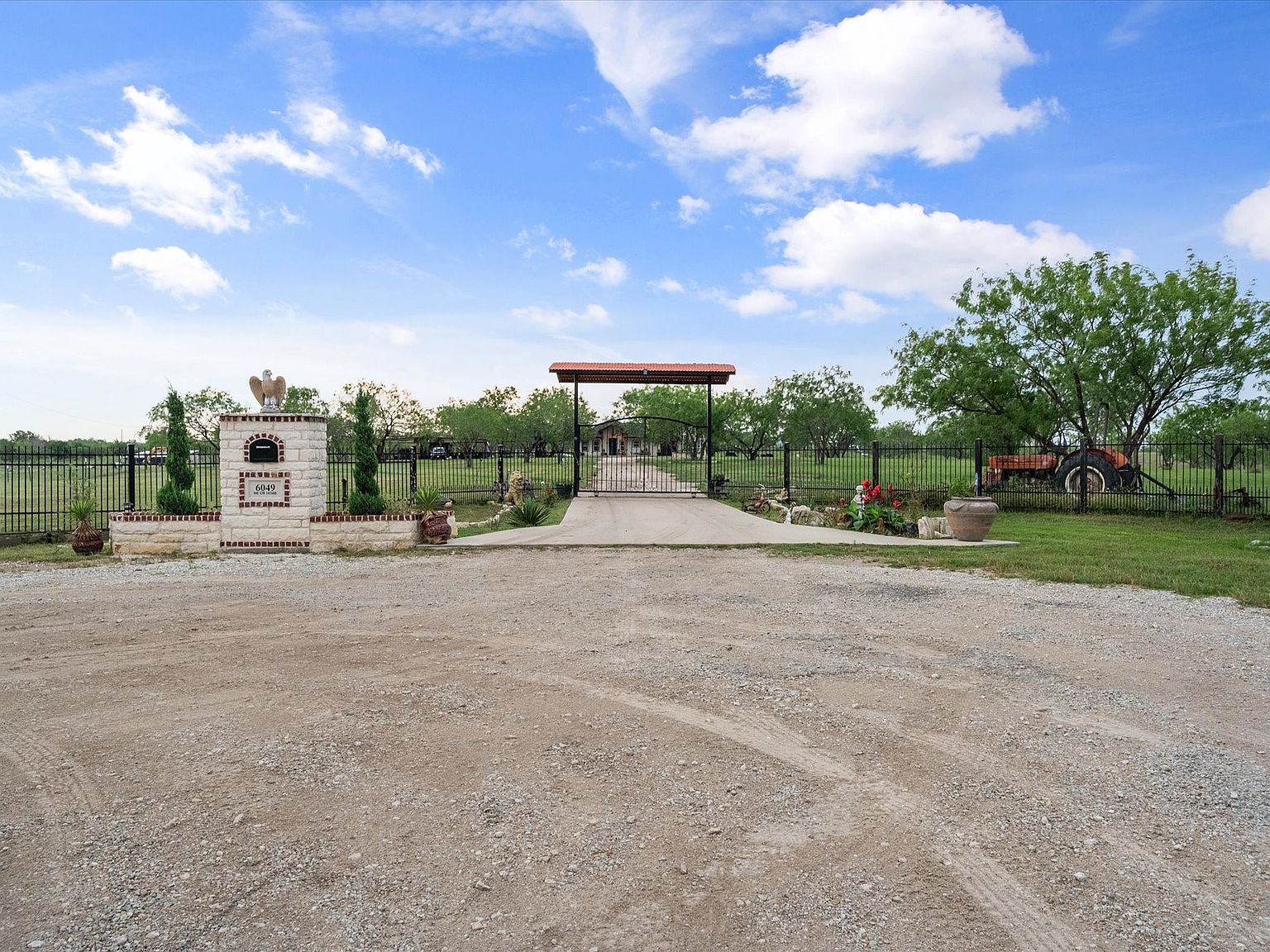 6049 NE County Road 1030b, Rice, TX 75155 | MLS #20627128 | Zillow