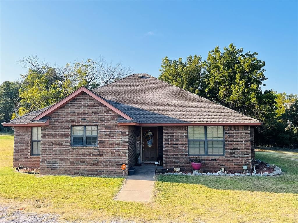 4286 State Highway 92 Hwy, Cement, OK 73017 | Zillow