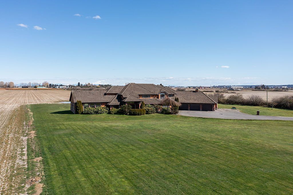 3700 34th St, Musqueam 4, BC V4K 3N2 | Zillow