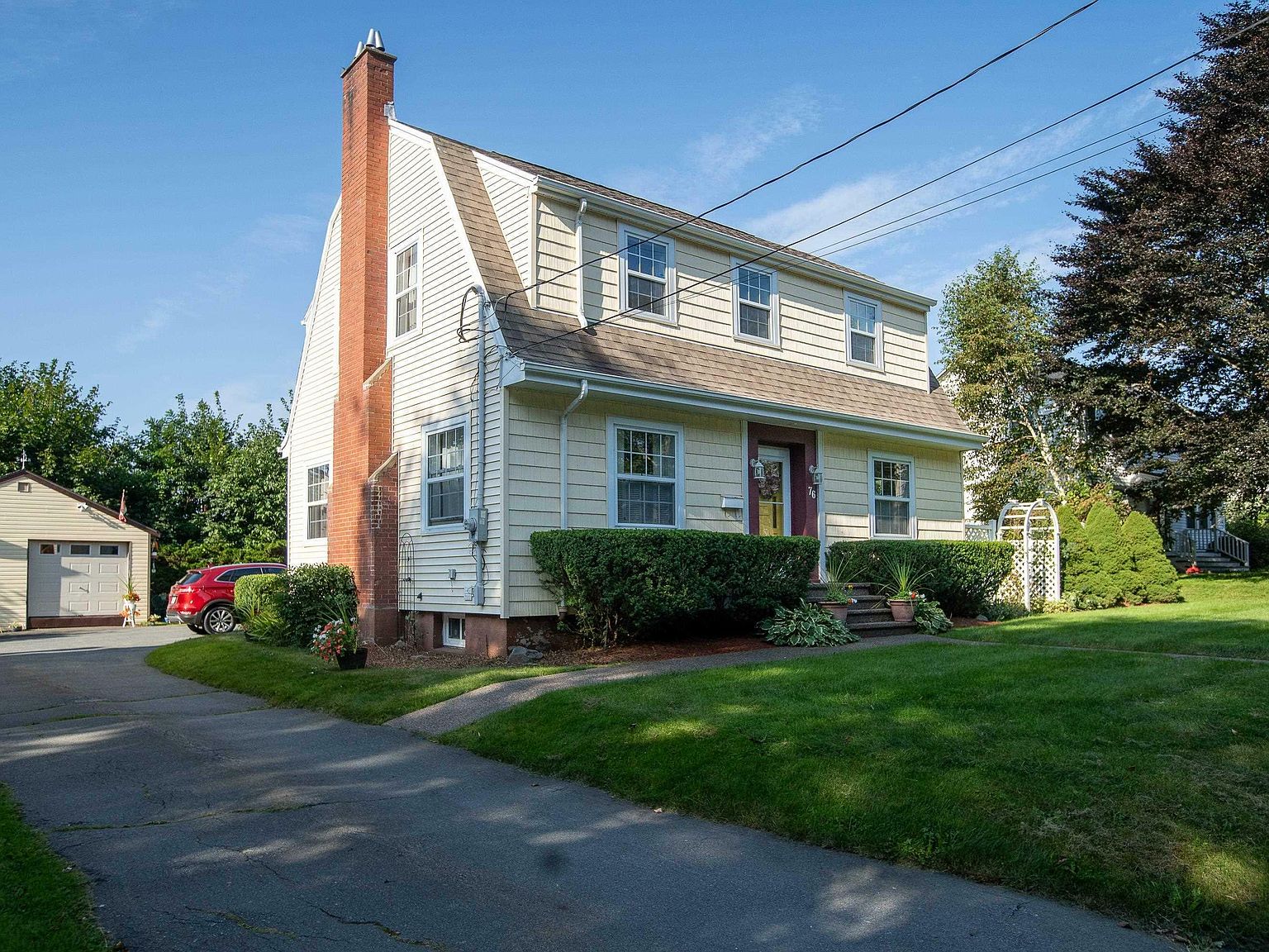 76 Pleasant St, Dartmouth, NS B2Y 3P5 | Zillow