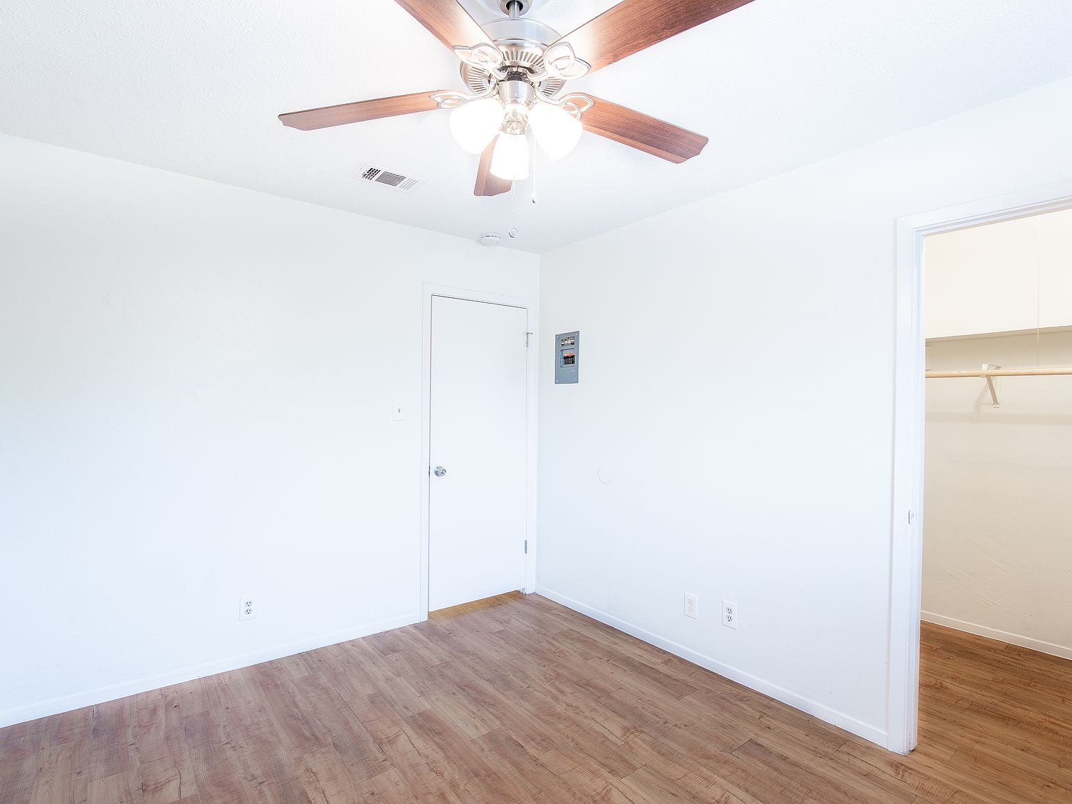 8400 Beech Dr, Austin, TX 78758 | Zillow