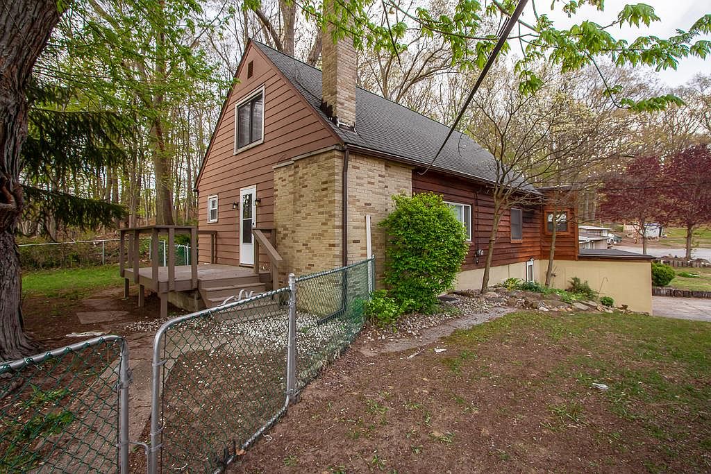 3765 & 3773 S Turkeyfoot Rd, Akron, OH 44319 | Zillow