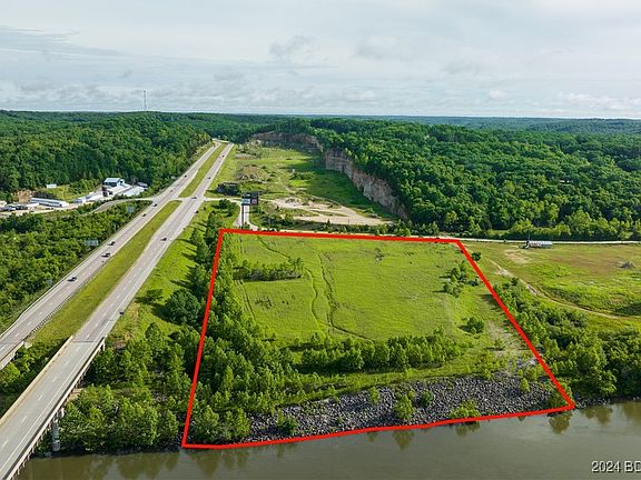 290 Osage River Bridge Rd, Lake Ozark, MO 65049 | MLS #3570612 | Zillow
