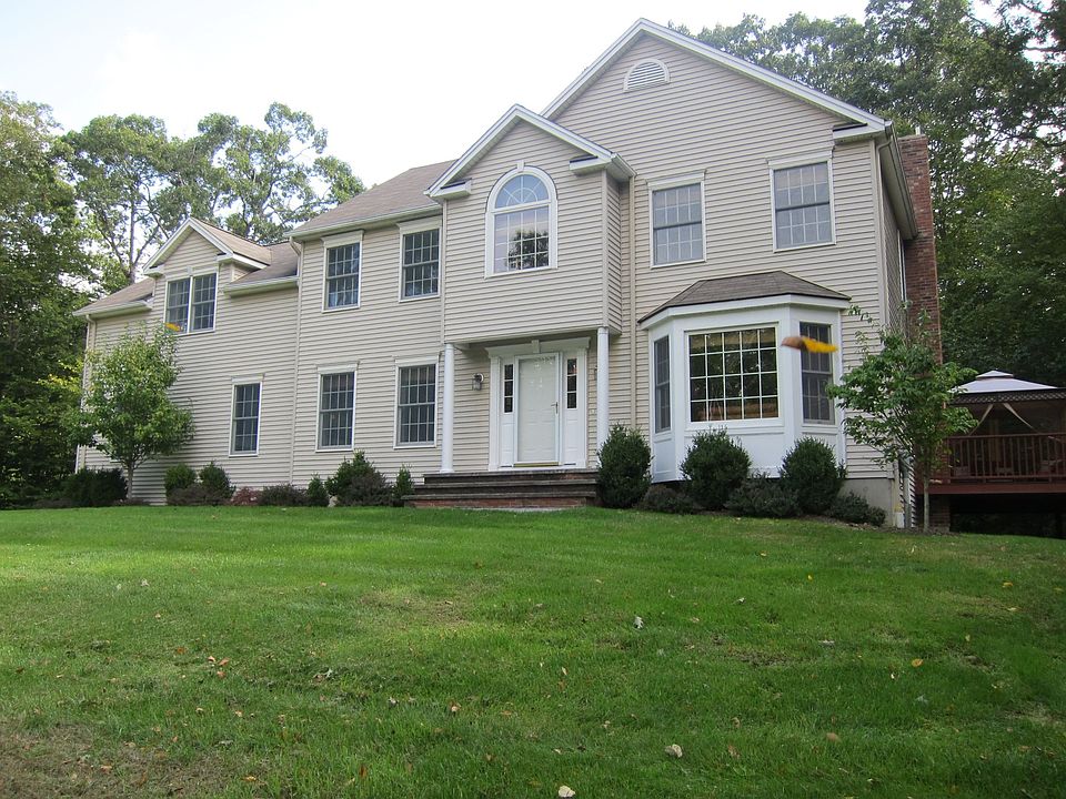 48 Standish Rd, New Milford, CT 06776 | Zillow