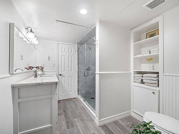 3131 Sw Fwy #48, Houston, TX 77007 | Zillow