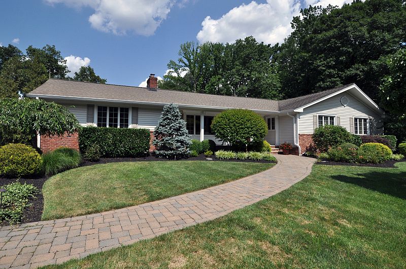 1985 Winding Brook Way, Scotch Plains, NJ 07076 | Zillow