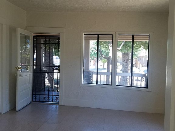 1127 J St, Reedley, CA 93654 | Zillow