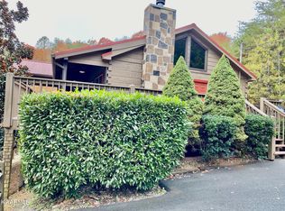 2313 Heather McCarter Ln, Sevierville, TN 37862 | MLS #1198571 | Zillow