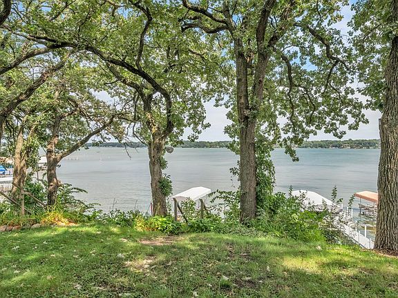 2520 Manhattan Blvd, Wahpeton, IA 51360 | Zillow