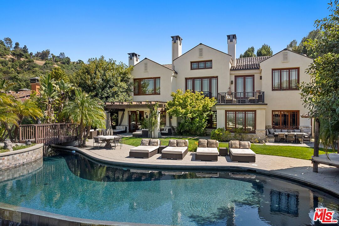 13947 Durham Rd, Beverly Hills, CA 90210 | Zillow