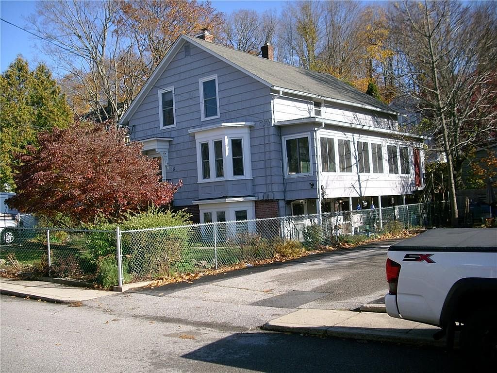 15 Douglas St, West Warwick, RI 02893 | Zillow