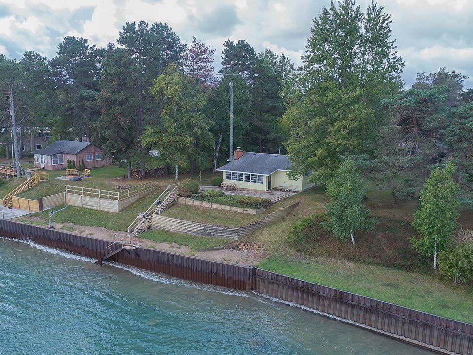 3894 N Lakeshore Rd, Deckerville, MI 48427 | MLS #50108469 | Zillow