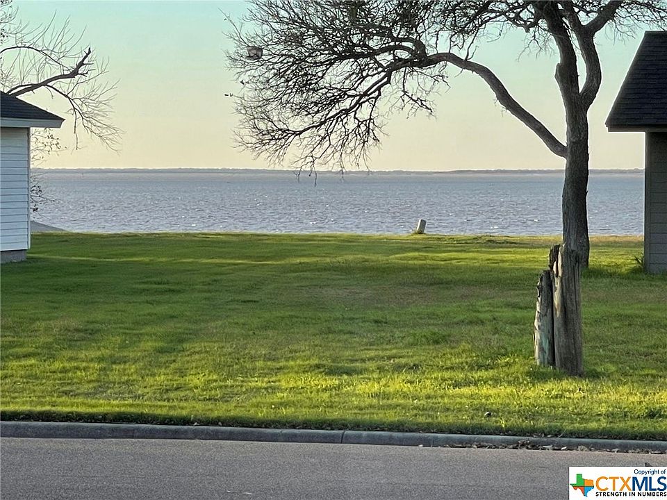 102 Texas Ave, Point Comfort, TX 77978 | Zillow