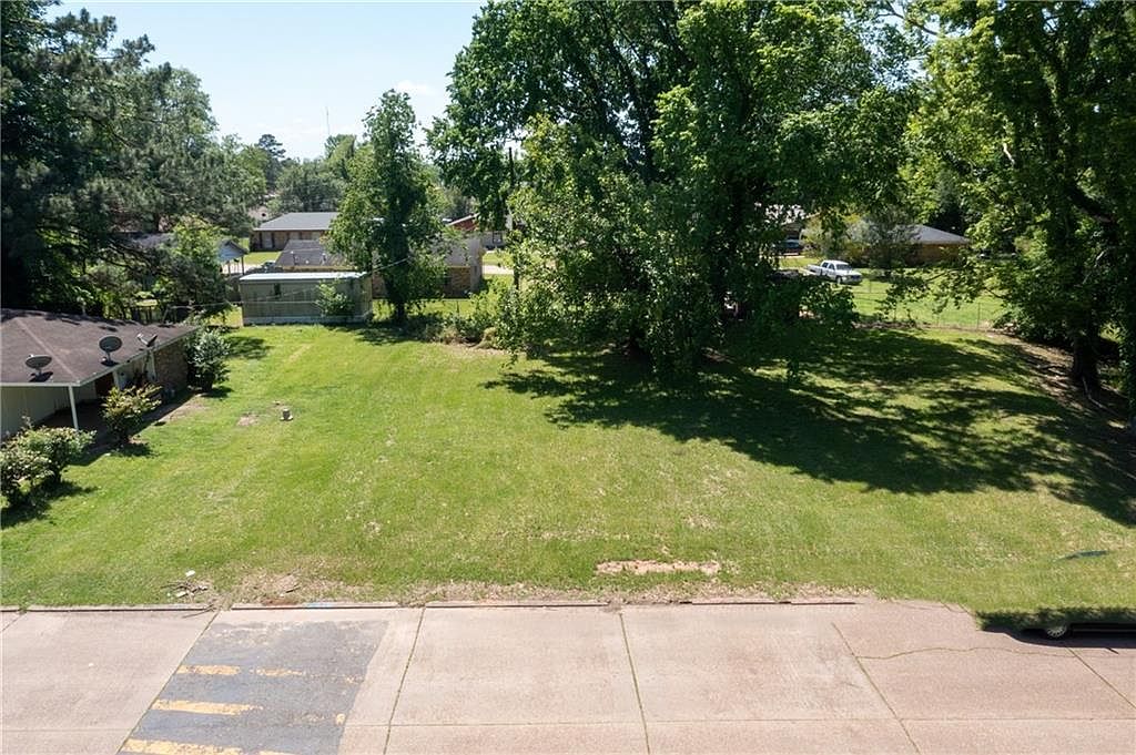 5210 W Sandy Bayou Dr #15, Alexandria, LA 71302 | MLS #172583 | Zillow