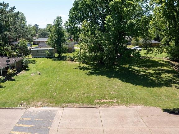 5208 W Sandy Bayou Dr #15, Alexandria, LA 71302 | MLS #172612 | Zillow