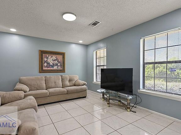 63 King Rd SE, Hinesville, GA 31313 | Zillow