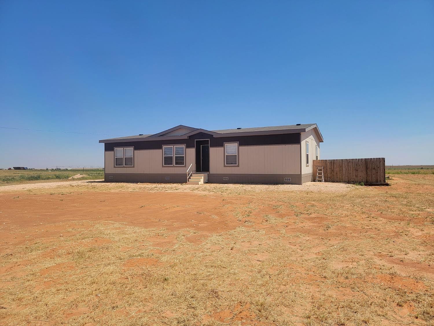 605 8th St, Wellman, TX 79378 | Zillow