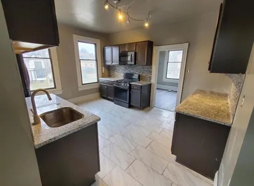 369 Beaver St APT 2C, Beaver, PA 15009 | Zillow