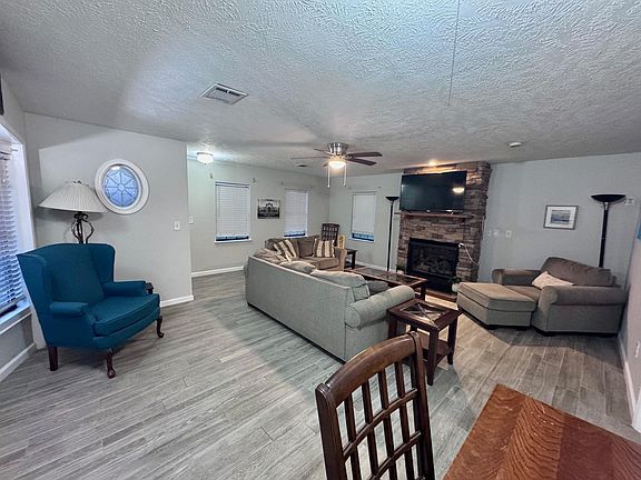 219 Lakeside Dr, Kemah, TX 77565 | MLS #3171170 | Zillow