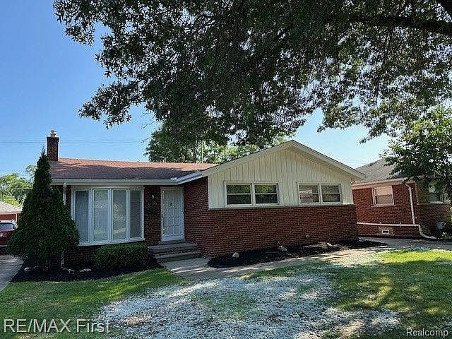 20313 Chalon St, Saint Clair Shores, MI 48080 | Zillow