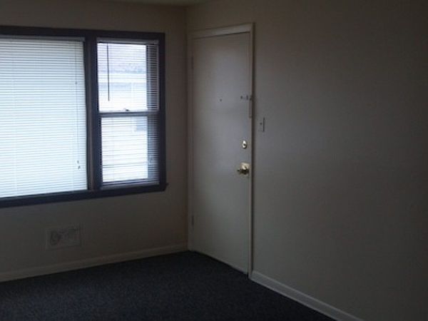 3604-9THAVEY - 3604 9th Ave South Milwaukee WI | Zillow