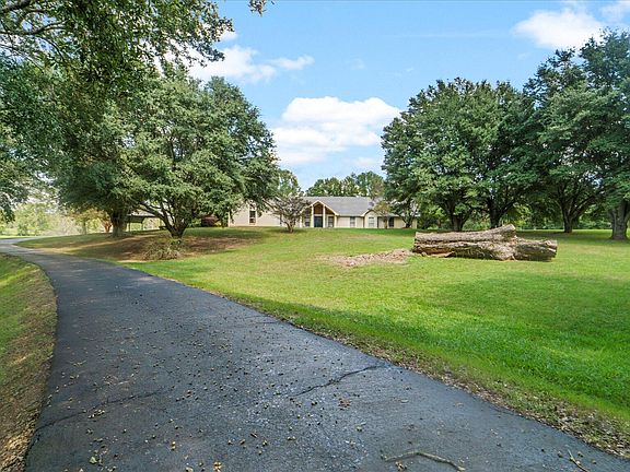 12925 SW Highway 98, Smithdale, MS 39664 | Zillow