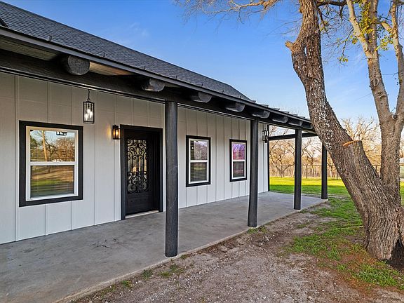 400 Timber Wild Dr, Weatherford, TX 76087 | MLS #20851373 | Zillow
