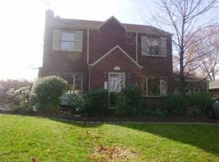 434 Summit Dr, Pittsburgh, PA 15228 | Zillow