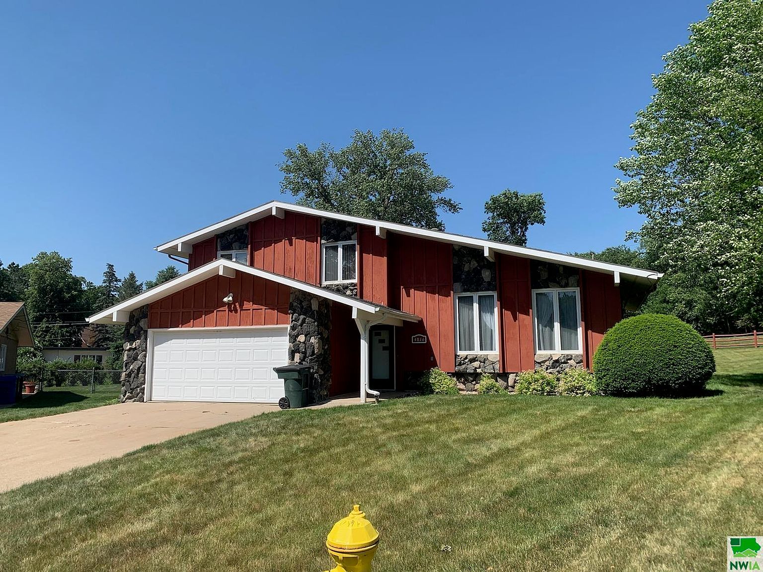 4816 Royal Ct, Sioux City, IA 51104 | Zillow