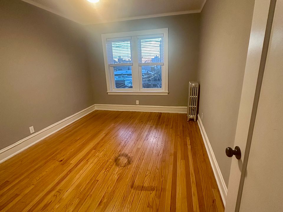 119 Elmwood Ave Evanston IL | Zillow